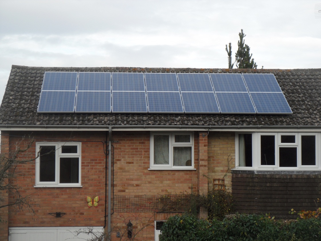 Eco2Solar Helps Turn Snitterfield Green