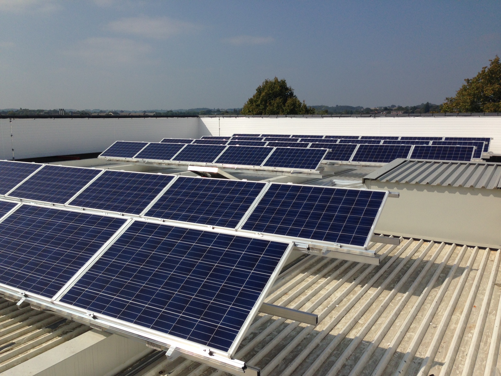 Warwick Hospital gets second Eco2Solar system